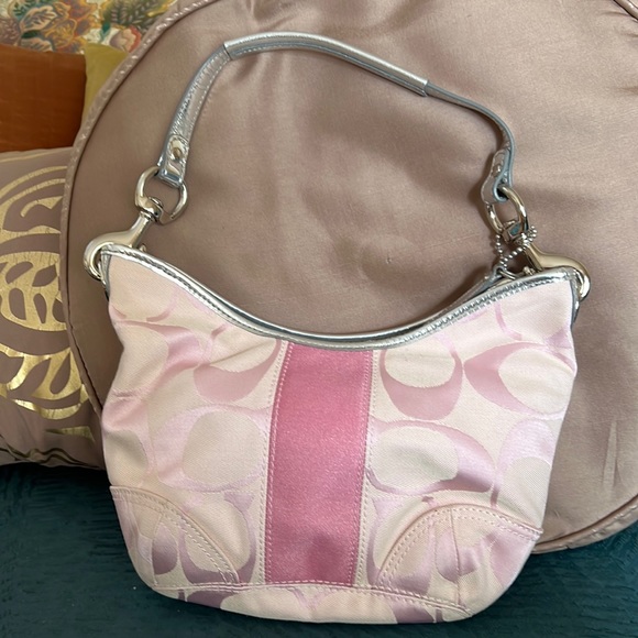 Coach | Bags | Coach Crescent Moon Shaped Shoulder Purse Pink And ...